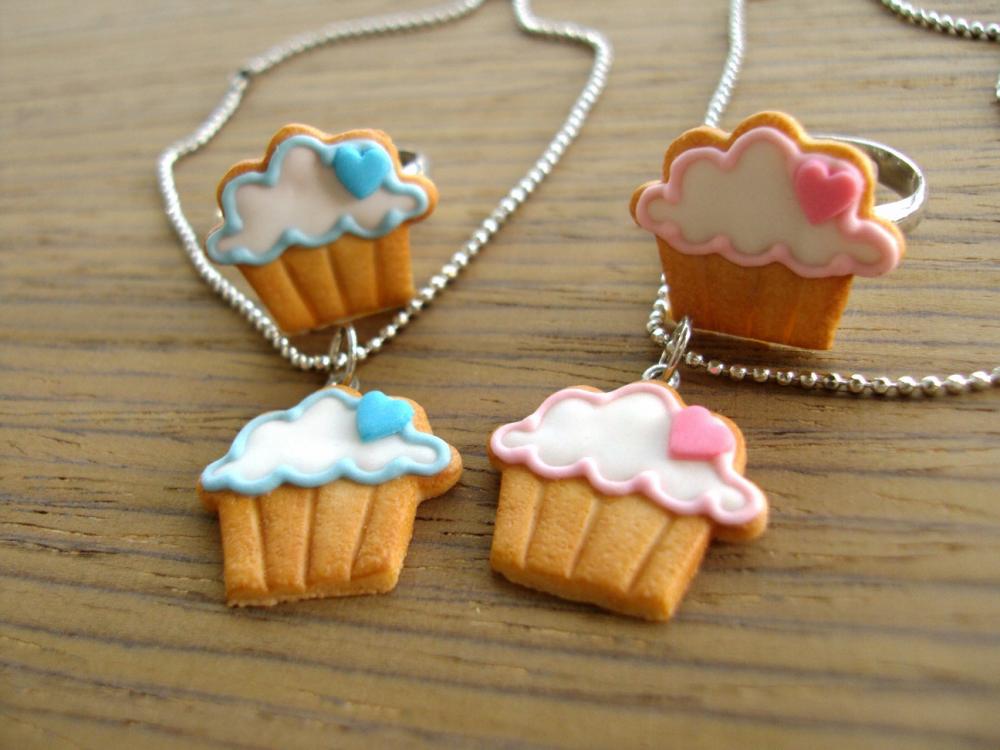 Cupcake Cookie Charm Bracelet - Pink Heart To The Right on Luulla