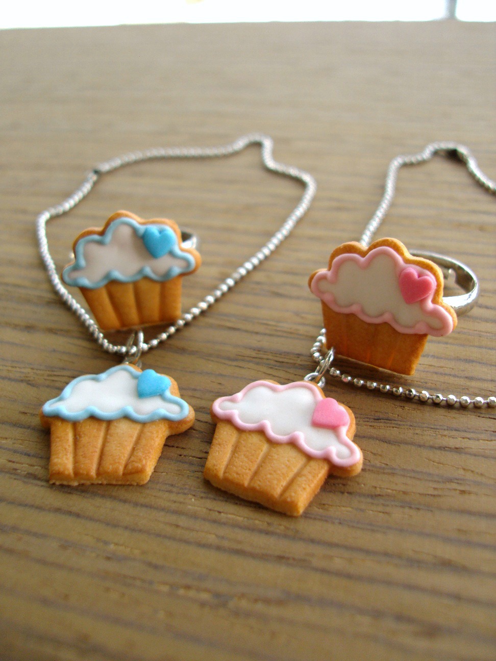 Cupcake Cookie Charm Bracelet - Pink Heart To The Right on Luulla